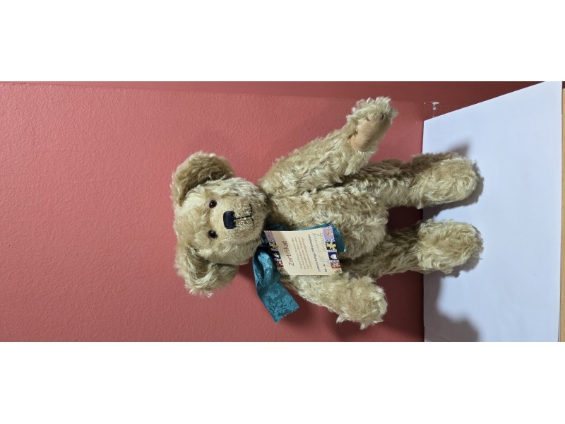 Teddy Bear Robby 135*999 nov sat sertifikatom