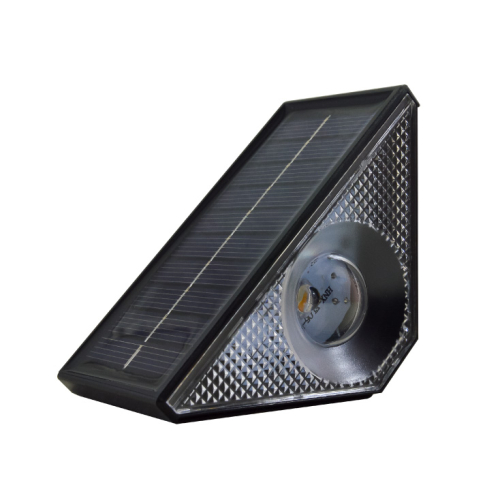 SOLARNA LED LAMPA ZA STEPENIŠTE
