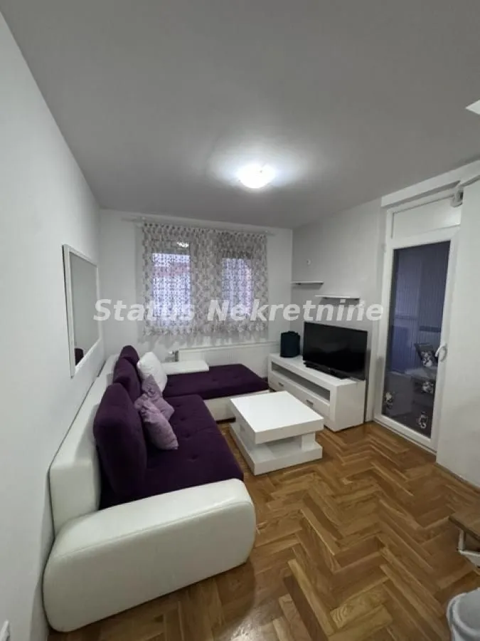 Izdavanje, dvosoban stan, 65m², Nova Detelinara, Novi Sad Sve Podlokacije
