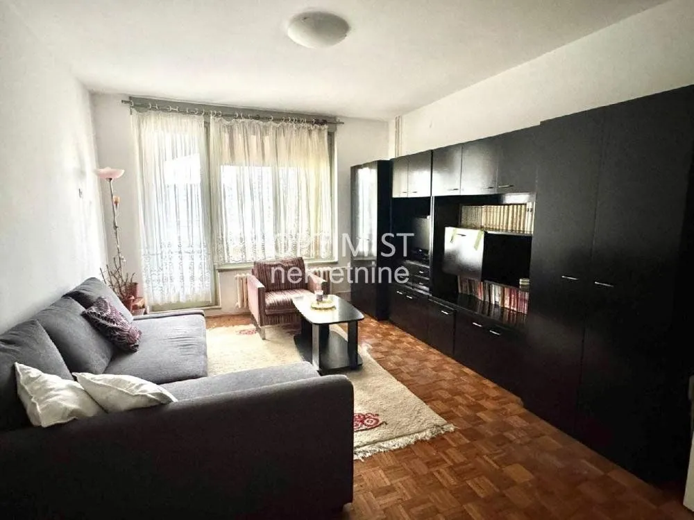 Izdavanje, dvosoban stan, 60m², Retenzija, Beograd