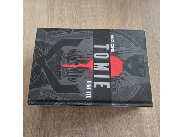 Tomie manga by Junji Ito HC