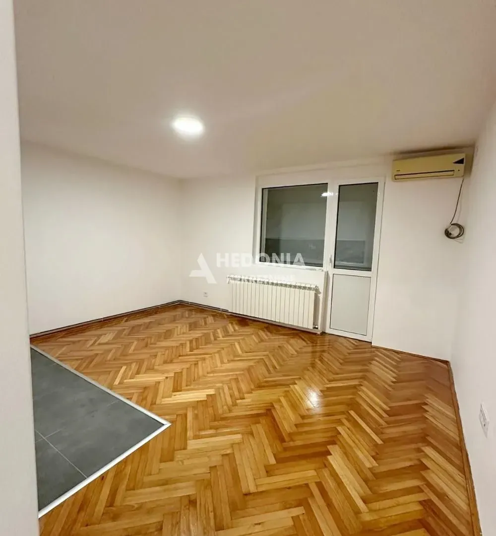 Prodaja, dvosoban stan, 51m², Zemun Sve Podlokacije, Beograd