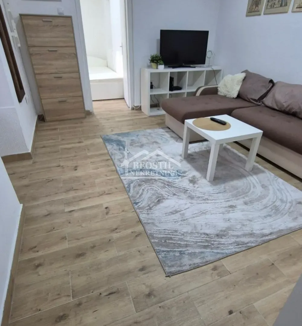 Prodaja, jednosoban stan, 37m², Stari Grad, Beograd
