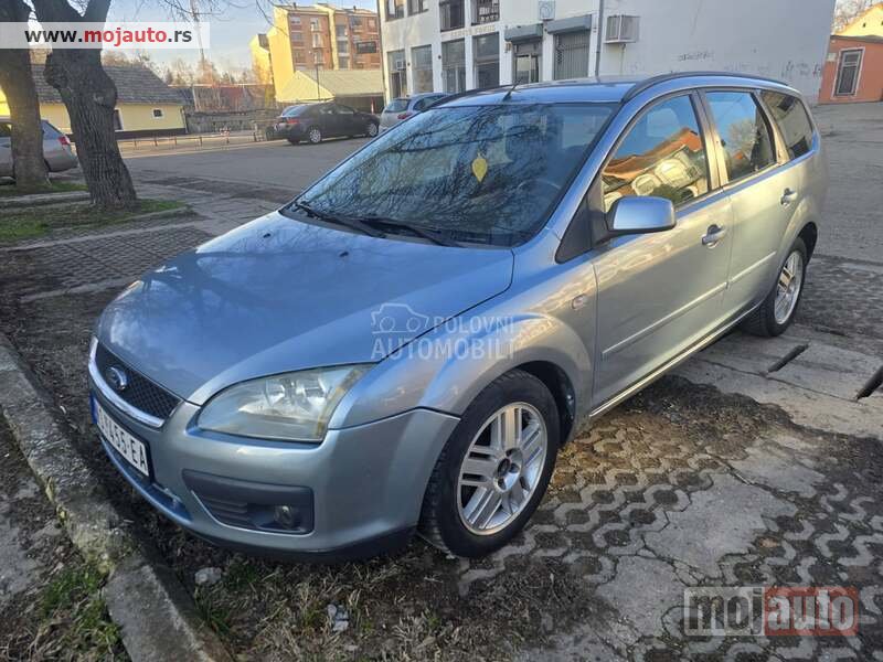 Ford Focus 1,6 GHIA