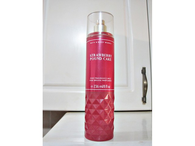 Bath &; Body Works STRAWBERRY POUND CAKE