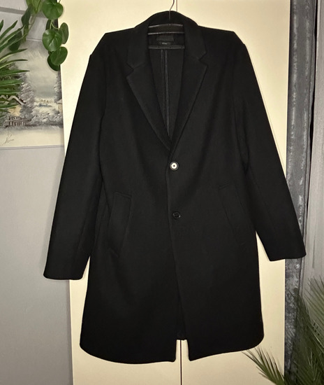 Zara crni kaput – kao nov, elegantan, L