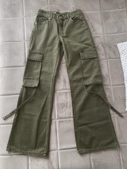 Zara cargo pantalone Nove