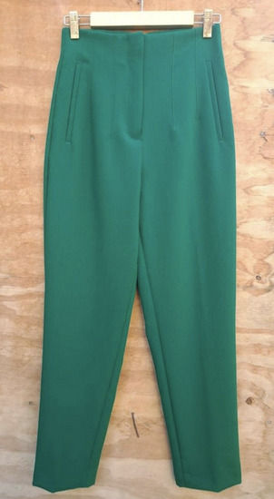 Zara elegantne pantalone