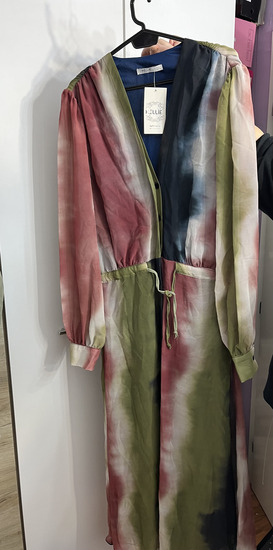 Haljina, potpuno nova!