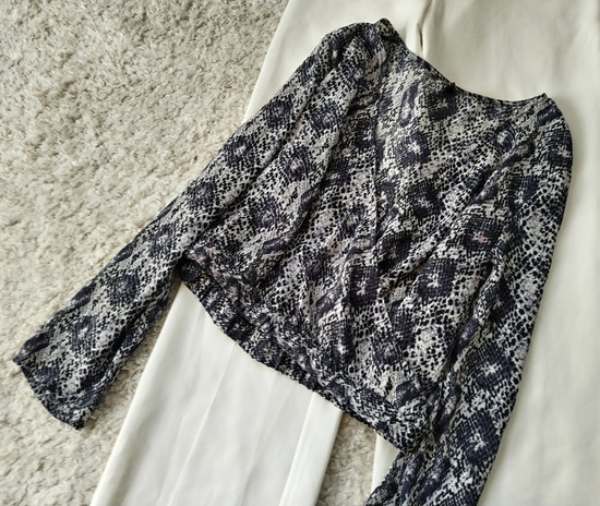    H&M košulja ☆ Vel 38/40 ☆