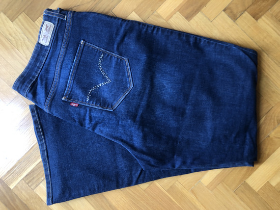 Levi's 512 shaping bootcut jean
