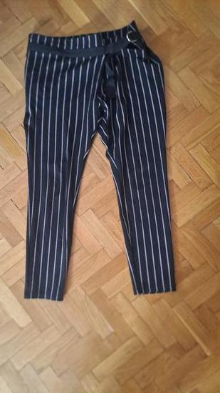 Lagami pantalone 2 po 2000 i 1 gratis