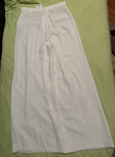 Zara elegantne pantalone