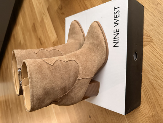 Nine west