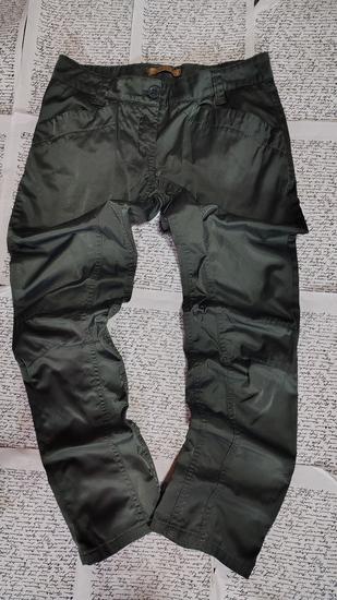 Sjajne italijanske pantalone zelena