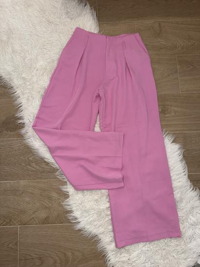 Zara pantalone novo 1500