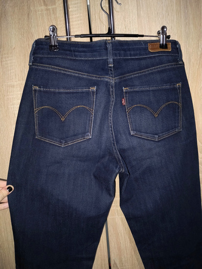 Levi's farke DANAS 900