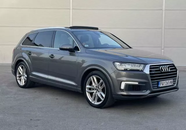Audi Q7 e tron 2016 god hibrid dizel/struja