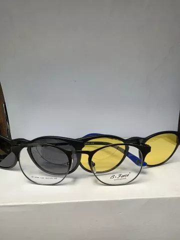 B.FORCE 0044 C02