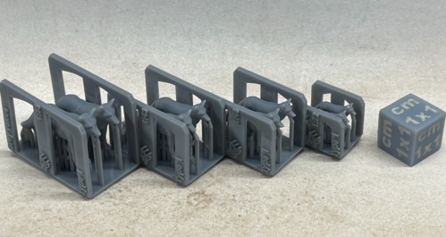 EMP3D 35130406 Lisy szare - 2 sztuki mniejszy/ większy