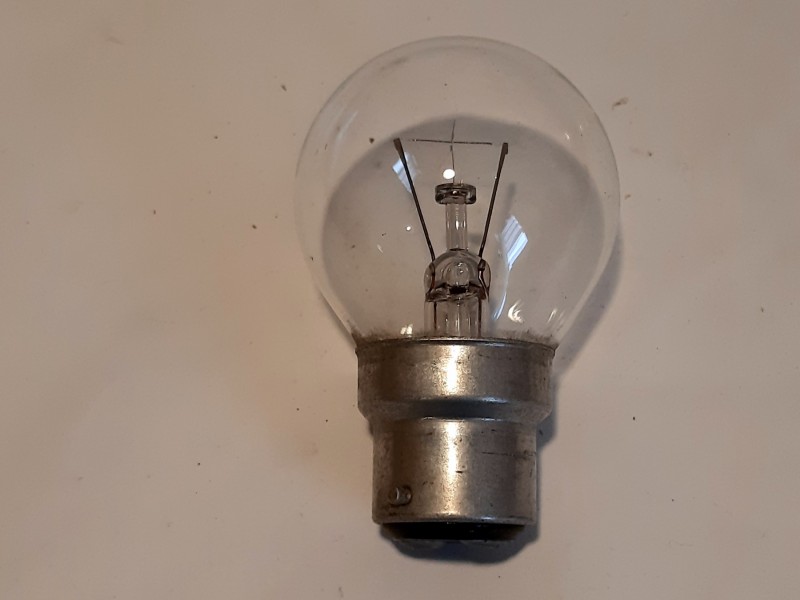 Stara sijalica 24V