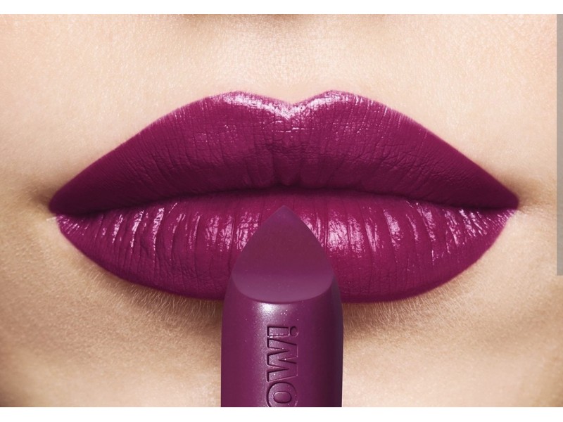 THE ONE Colour Stylist Super Pout ruž-Ablaze Plum
