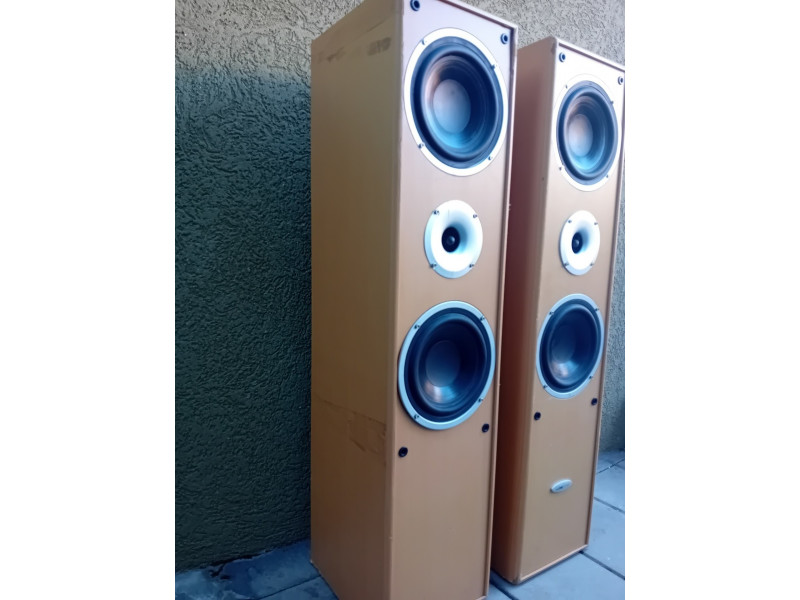 Clatronic LB 562 2x180watt