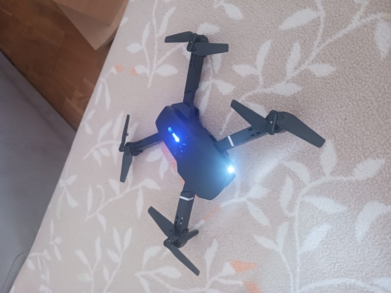 Dron