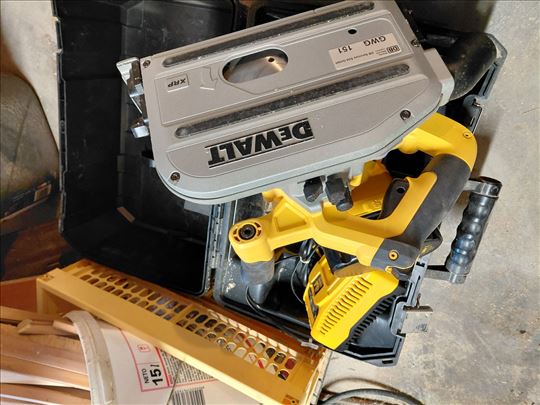 Dewalt testera