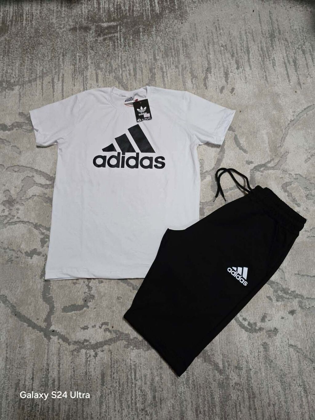 Trenerka Adidas, bоја - Crna