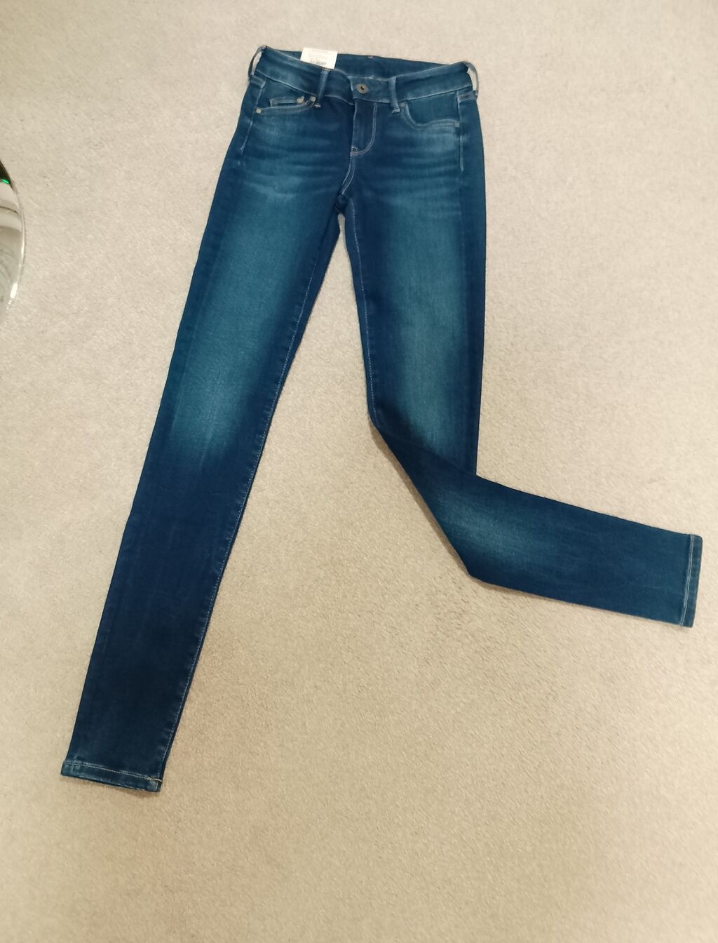 Nove Pepe jeans farmerke, 25/32, sa etiketom skinny puno elastina