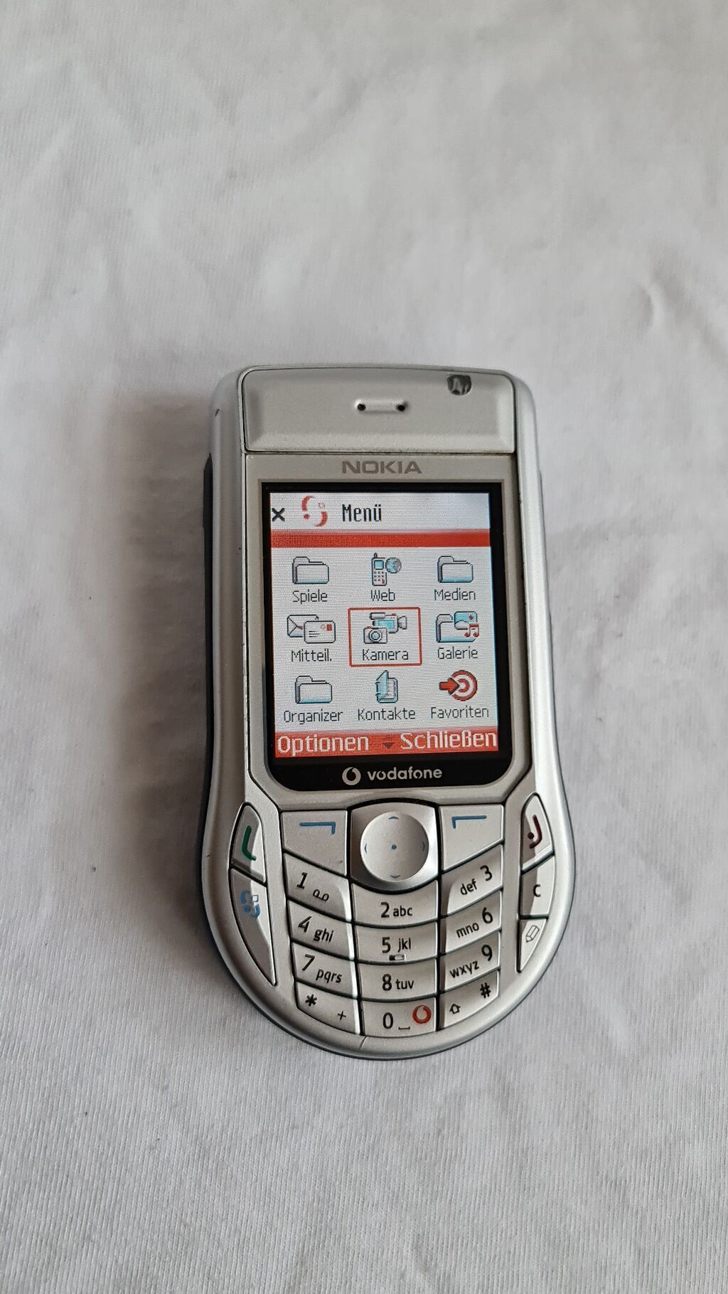 Nokia 6630 (Vodafone izdanje) – klasični Symbian smart telefon -