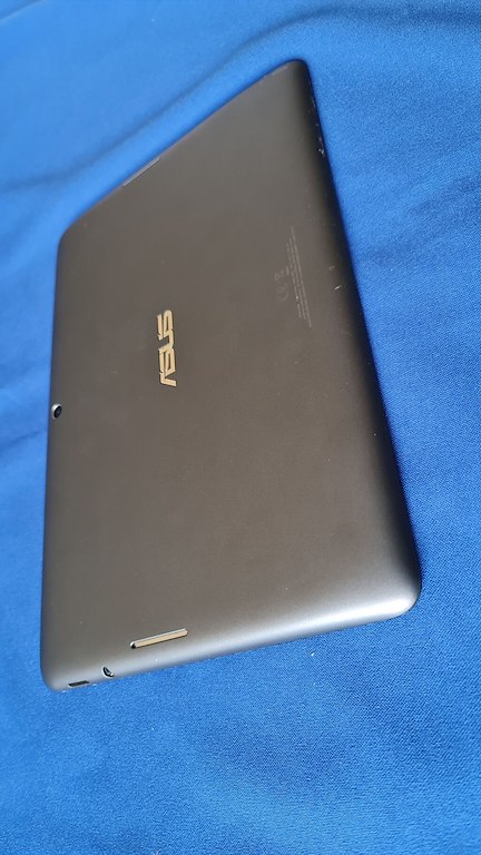 ASUS Android tablet – 10,1 inča - Ekran: (oko 16:10), kapacitativni