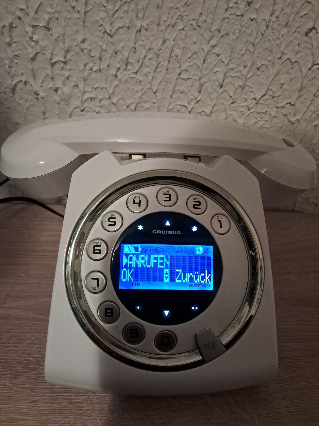RETRO ŠIK! Grundig Sixty Bežični fiksni telefon nov retko. Tražite