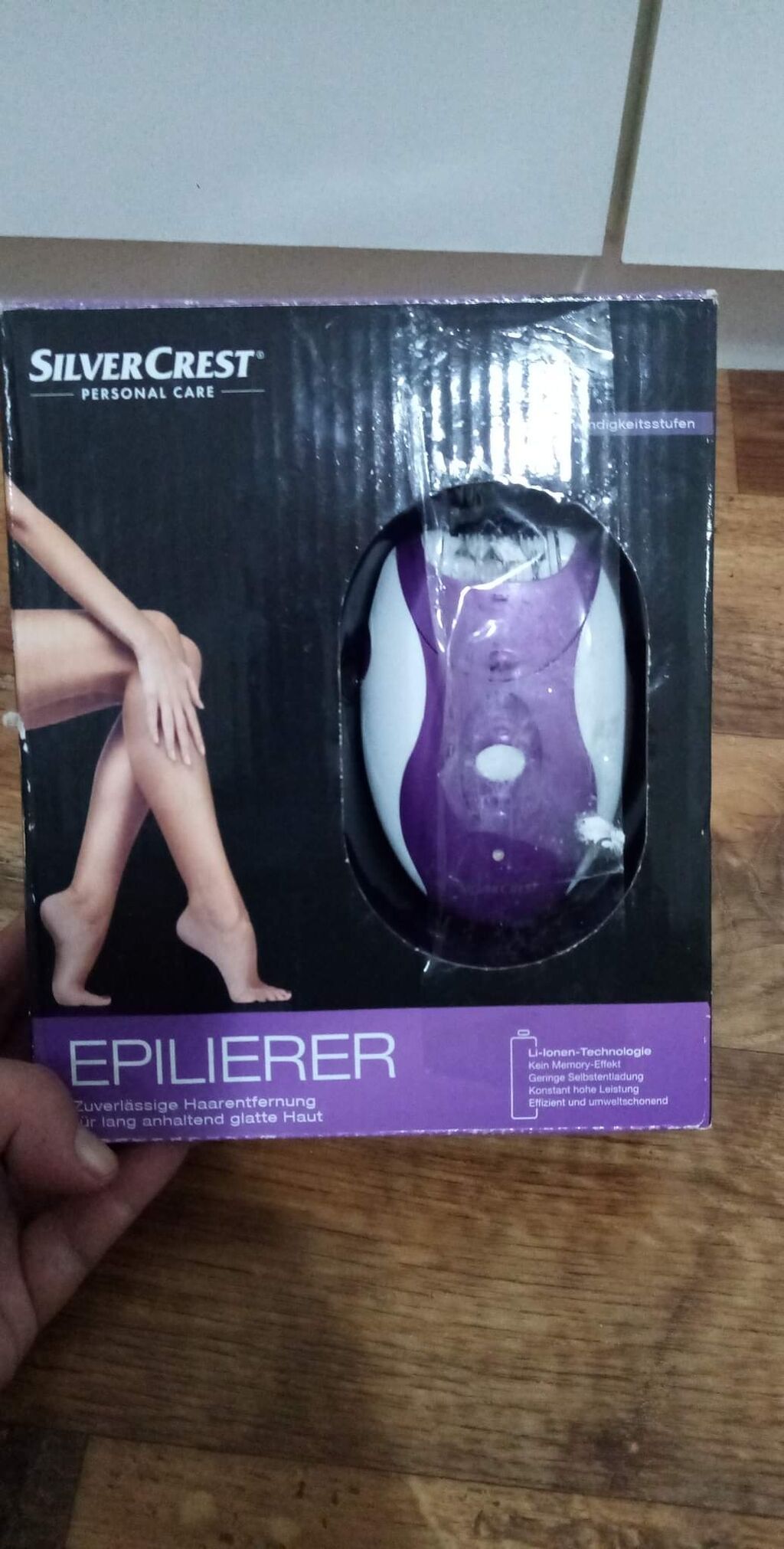 Epilator je u perfektnom stanju, i koliko vidim nije ni koristen ali