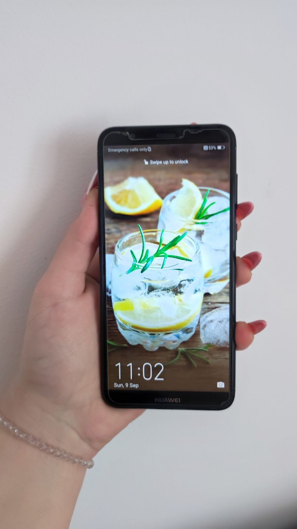    HUAWEI P SMART – BRZ, STABILAN I SPREMAN ODMAH! HITNO!    Na prodaju