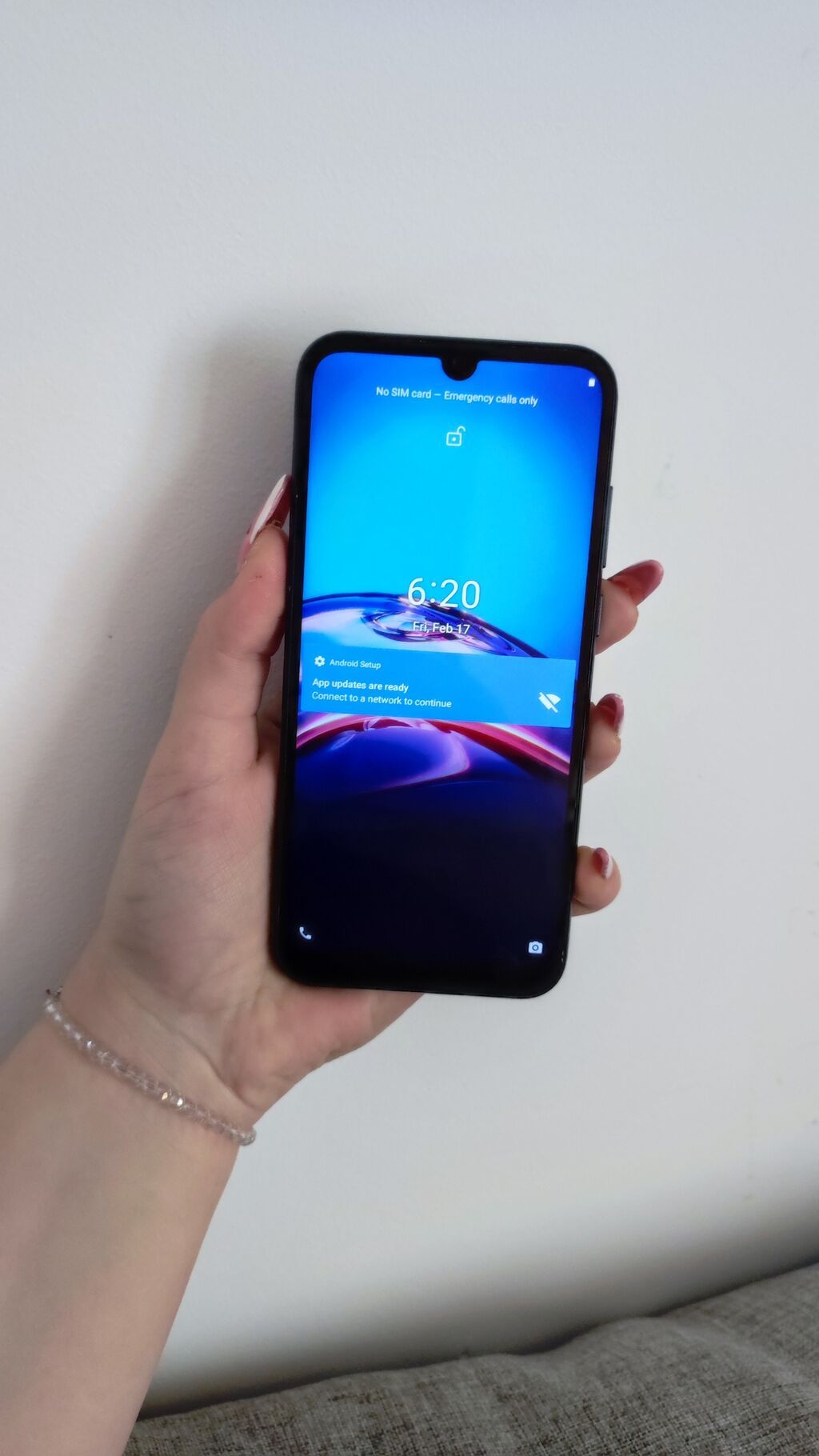    MOTOROLA E6i – BRZ, STABILAN I HITNO!    Na prodaju Motorola E6i –