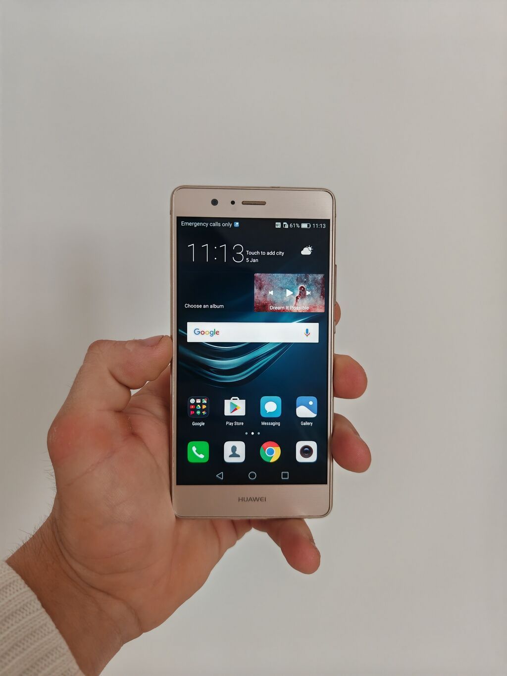 HUAWEI P9 LITE ODLIČAN TELEFON POVOLJNO    Na prodaju Huawei P9 Lite u