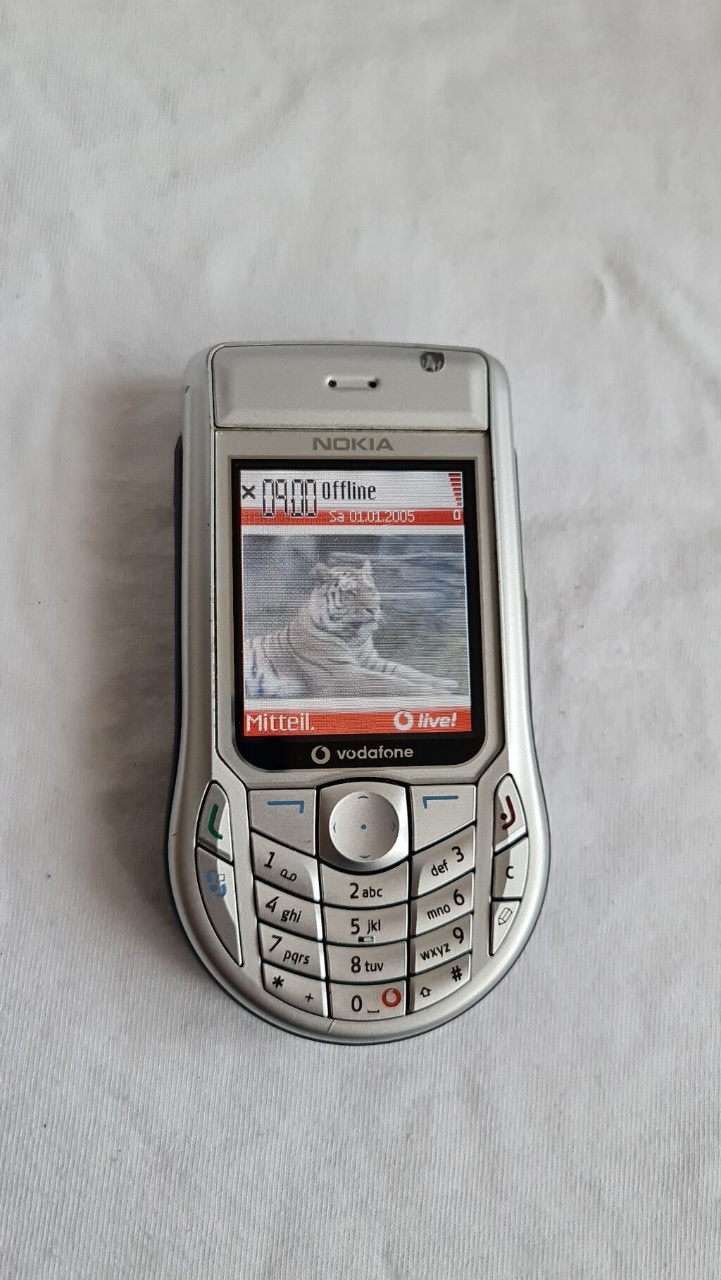 Nokia 6630 (RM-1) – originalni “smartphone” sa Symbian OS-om, u