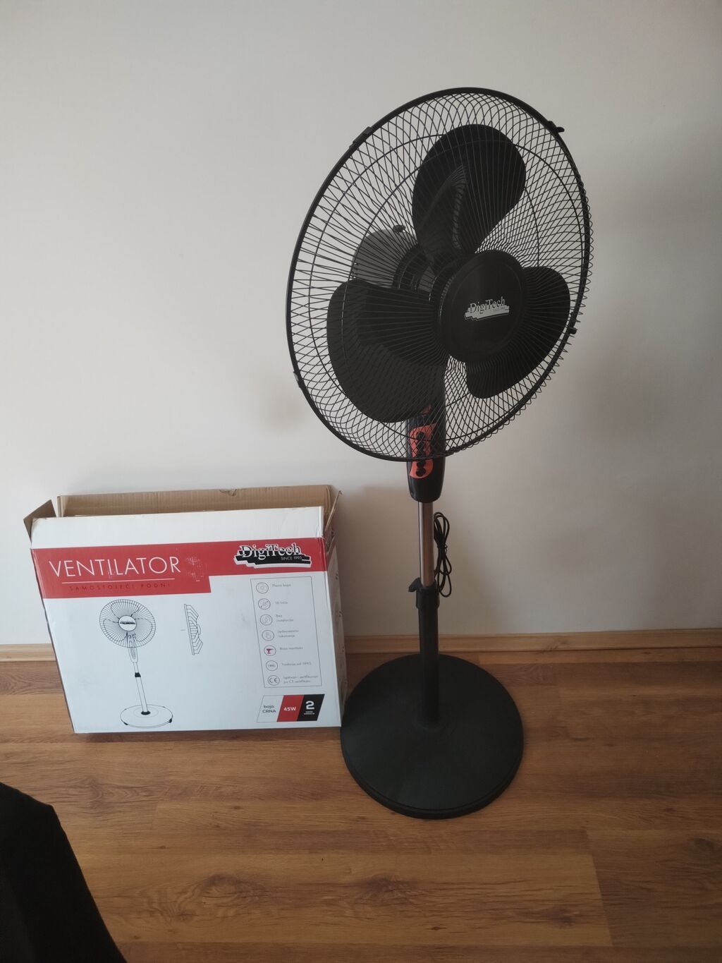 DigiTech samostojeći podni ventilator – 16 inča, 45 W, crna boja -