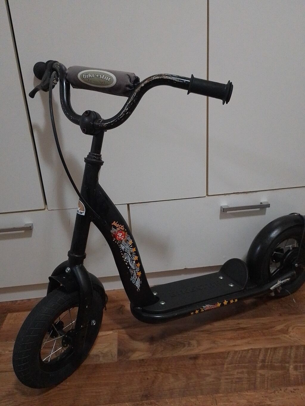 Dečiji trotinet Bike+Stac Germany – model sa velikim točkovima -