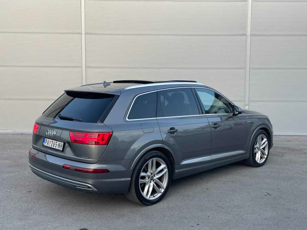 Audi Q7 e tron 2016 god hibrid dizel/struja 227 000 km 2967 cm3 190kw