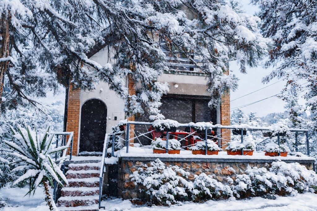 Vreme je da se ode iz grada — nazad u prirodu. Nudimo prelepu kuću u