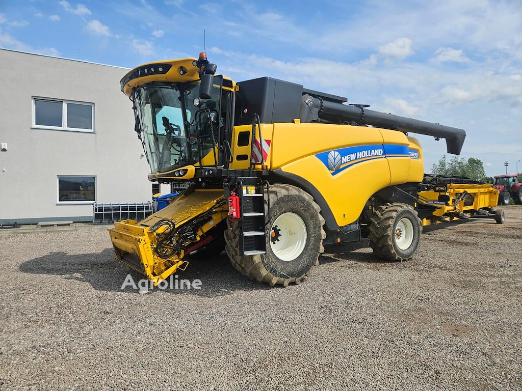 New Holland cx8.90 kombajn za žito