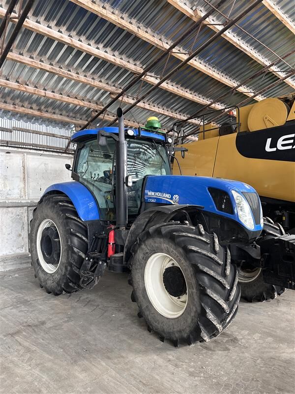 New Holland T7.060 traktor točkaš