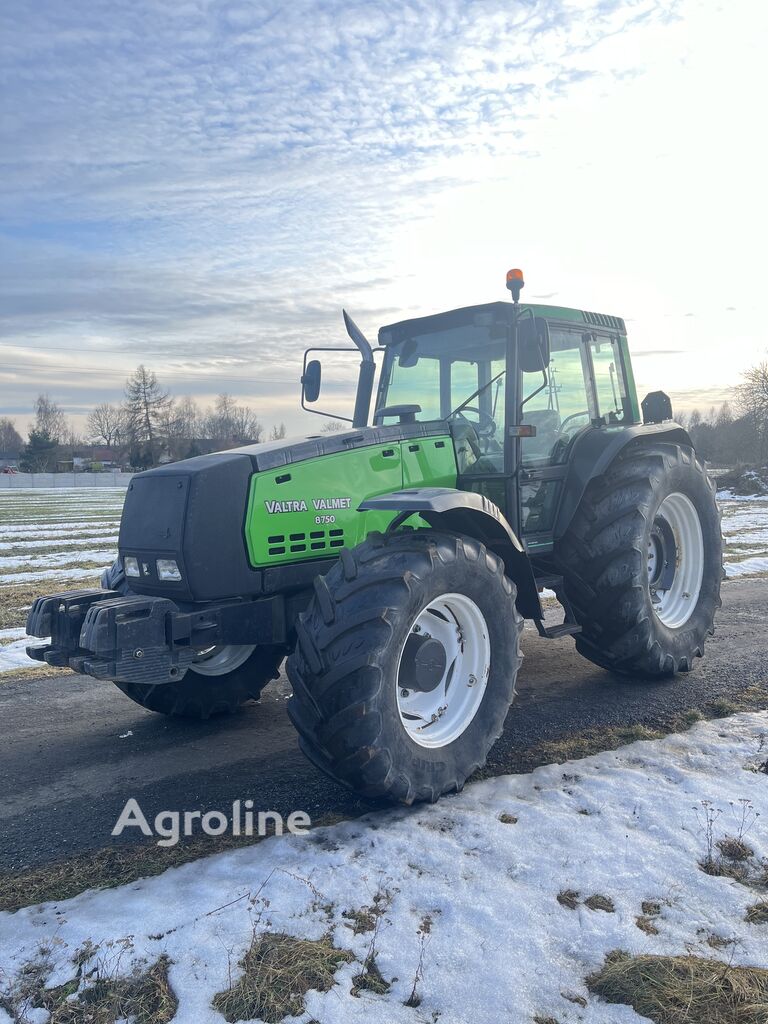 Valmet 8750 traktor točkaš
