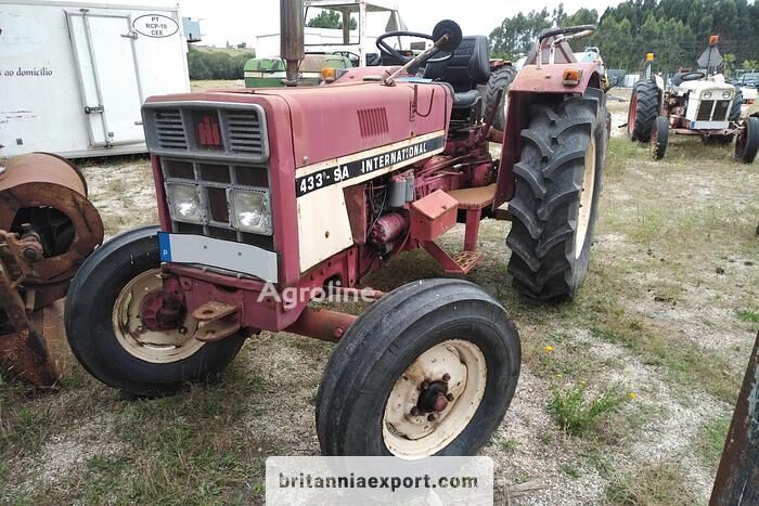 International 433 SA Farm Tractor | 2.5L Diesel | 4x2 | traktor točkaš