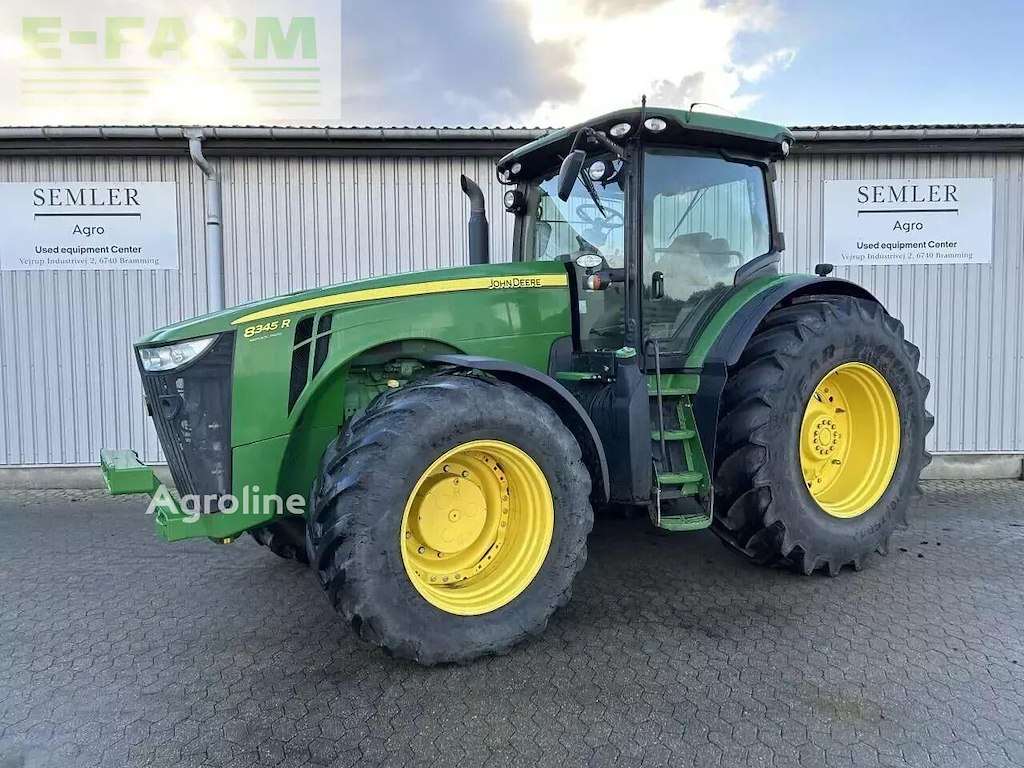 John Deere 8345r traktor točkaš
