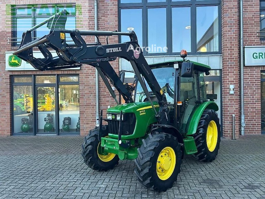 John Deere 5055e traktor točkaš