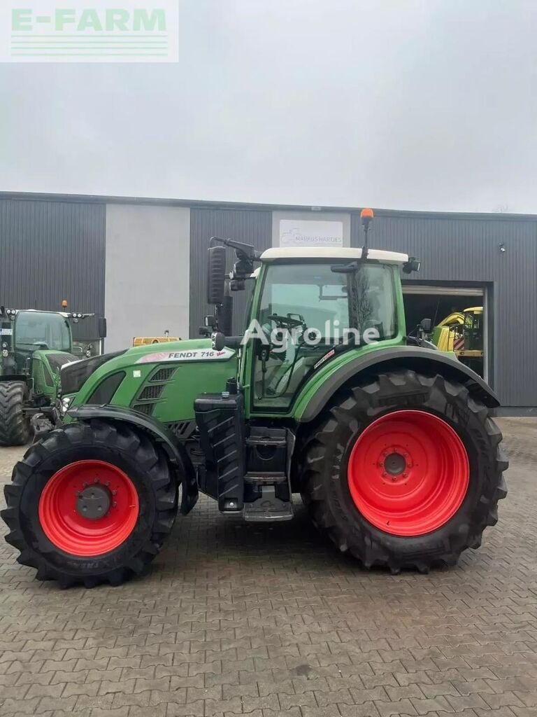 Fendt 716 vario profiplus traktor točkaš
